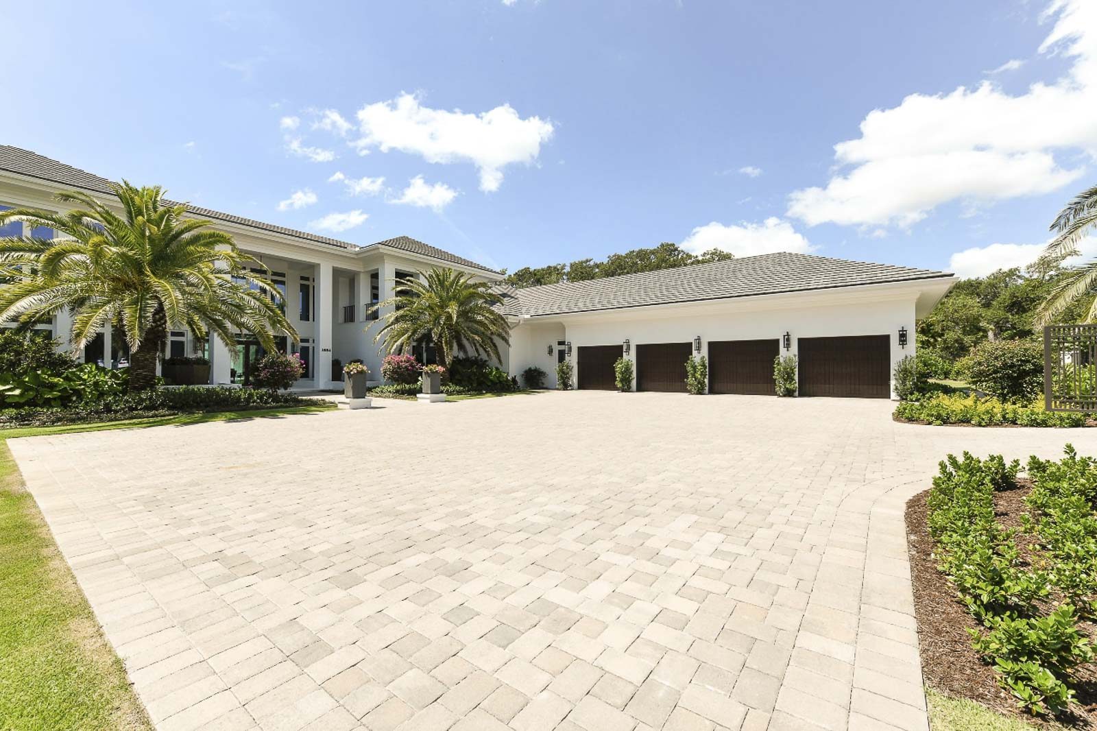 Paver Driveways Installation in Juno Beach - Apex Pavers & Pools
